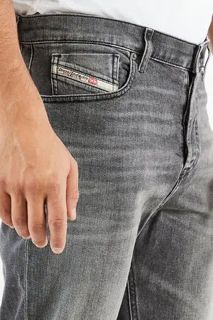 DIESEL® Straight-leg Jeans