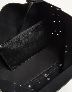 Valentino Garavani Nellcôte' Logo Plaque Shoulder Bag - Black