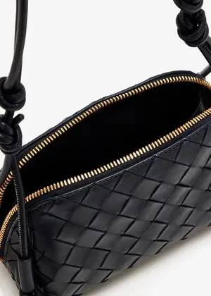 Bottega Veneta Concert Zipped Crossbody Bag - Black