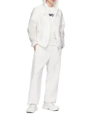 Moncler Logo Detailed Crew Neck T-shirt - White