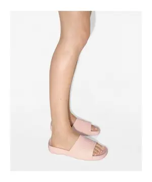Burberry Checked Slip-on Slides - High Light Color