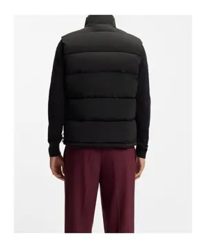 Hugo Boss Padded Gilet With Logo Badge - Black