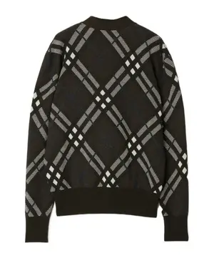 Burberry Checked V-neck Buttoned Cardigan