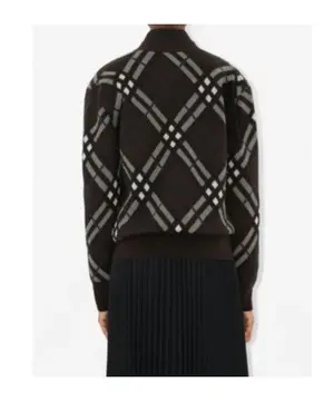 Burberry Checked V-neck Buttoned Cardigan