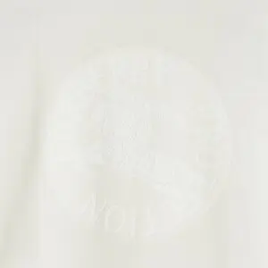 Burberry Equestrian Knight Detailed Crewneck T-shirt - Chalk