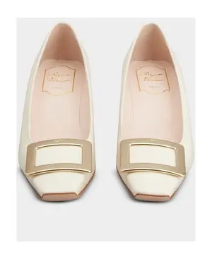 ROGER VIVIER Belle Vivier Buckle Pumps - Cream