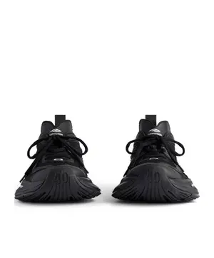 Balenciaga Circuit Low-top Sneakers - Black
