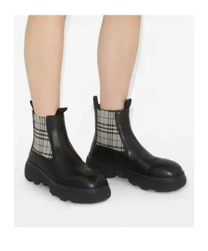 Burberry Chelsea Low Ankle Boots With Round Toe