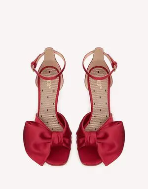 Red Valentino Valentino Satin Bow-embellished Pumps - Red