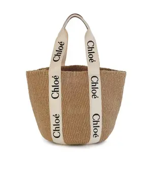Chloé Woody Logo-strap Shoulder Bag