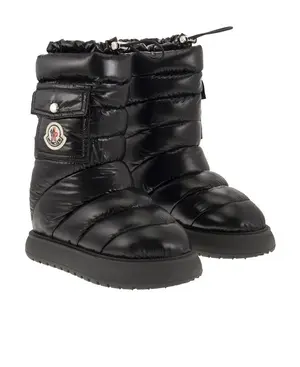 Moncler Padded Snow Boots - Black