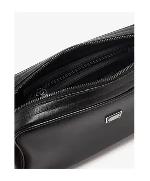 Dolce & Gabbana Logo Tag Zipped Messenger Bag