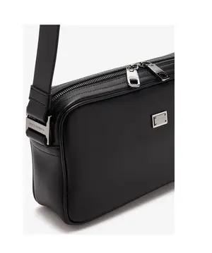 Dolce & Gabbana Logo Tag Zipped Messenger Bag
