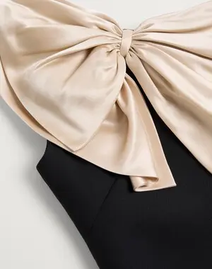 Valentino Garavani One-shoulder Bow Dress - No