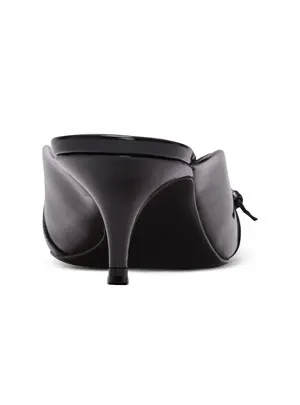 Balmain Sync Patent Leather Mules With Pointed Toe And Chain Detail - Black