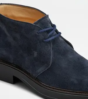 TOD'S Desert Round Toe Lace-up Boots