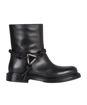 Bottega Veneta Round Toe Short Boots With Signature Metal Triangle Detail - Black