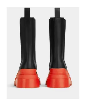 Bottega Veneta Tire Chelsea Boots - Black