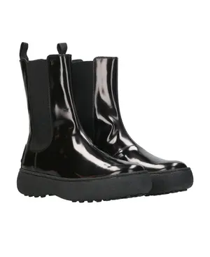 TOD'S W.g. Chelsea Slip-on Boots With Embossed Logo Detail - Black