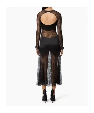 Nina Ricci Long Lace Dress With Sweetheart Neckline