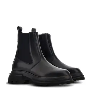 Hogan Round Toe Chelsea Ankle Boots With Serrated Sole