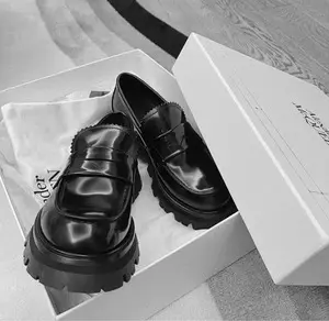 Alexander McQueen Wander Loafers - Black