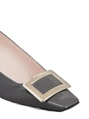 ROGER VIVIER Belle Vivier Buckle Pumps - Grey