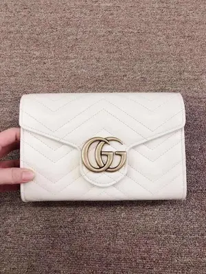 Gucci Gg Marmont Quilted Woc - Brown