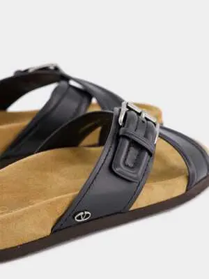 Valentino Garavani Fussfriend Leather Sandals