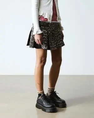 Dr. Martens Buzz 5-eye Milled Nappa Leather Platform Shoes