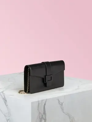 ROGER VIVIER Chain Shoulder Bag - Black