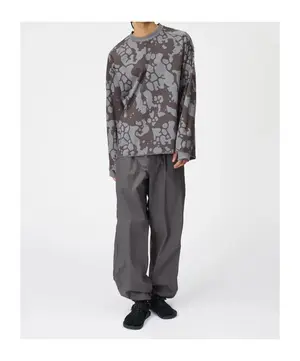 GOLDWIN Crew Neck Long Sleeve Sweater With Spiral Construction And Thumb Holes