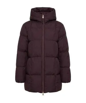 Moncler Darbon Quilted Puffer Jacket With Hood - Burgundy
