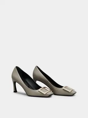 ROGER VIVIER Trompette Buckle Pumps - Beige
