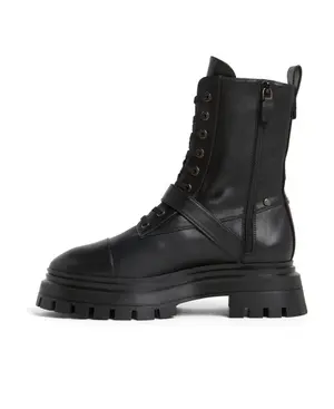 STUART WEITZMAN Maverick Bedford Lace-up Boots
