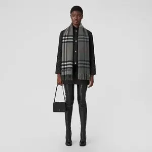 Burberry Contrast Check Fringed Scarf