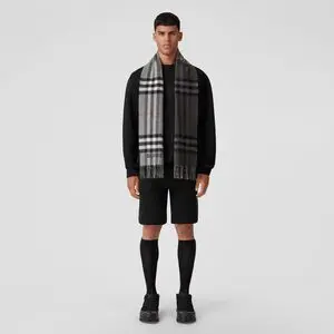 Burberry Contrast Check Fringed Scarf