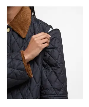 Barbour Lorrie Quilted Jacket With Detachable Sleeves - Black