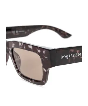Alexander McQueen Rectangular Frame Sunglasses - Nude