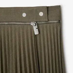 Burberry Pleated Skirt With Zip Detail