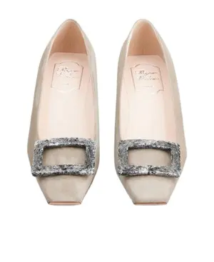ROGER VIVIER Belle Vivier Square-toe Pumps With Resin Buckle