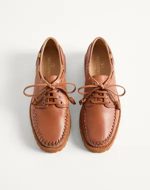 Valentino Garavani Lug Sole Loafers With Vlogo Detail
