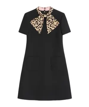 Valentino Garavani Crepe Couture Short Sleeve Dress With Printed Bow Detail - Black
