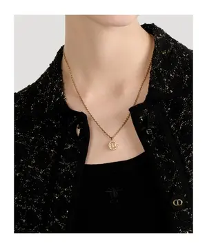 Dior Petit Cd Circle Necklace With White Resin Pearls