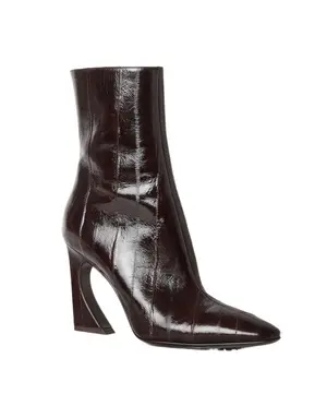 Fendi Arco Pointed-toe Ankle Boots - Black