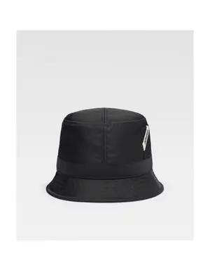 Jacquemus Logo Detailed Bucket Hat