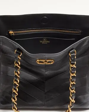 Valentino Garavani Vlogo Signature Chevron Tote Bag - Black