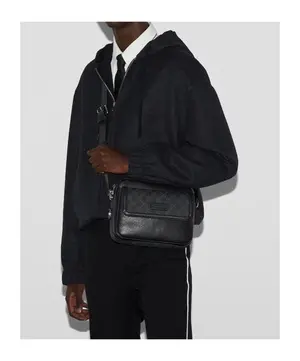Gucci Gg Supreme Crossbody Bag - Black