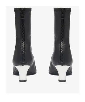Alexander McQueen Pointed-toe Ankle Boots With Armadillo Heel