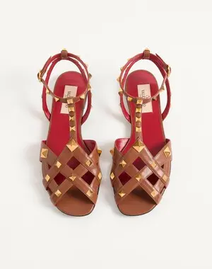 Valentino Garavani Studded Buckled Flat Sandals - Brown